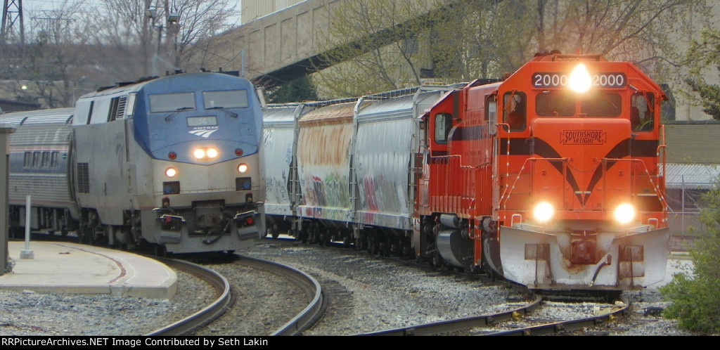 AMTK 34 on #350 2000 on the City Job